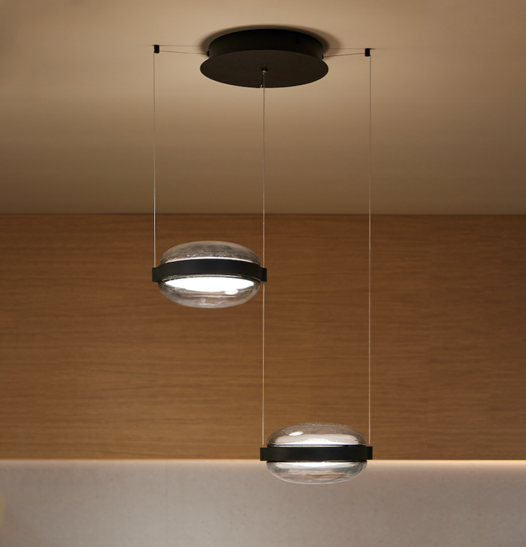 Beaded de B.Lux, luminaria flotante y exquisita • THE LIGHT REPORT